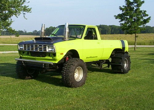 1984 Dodge Ram 50 Mud Racer